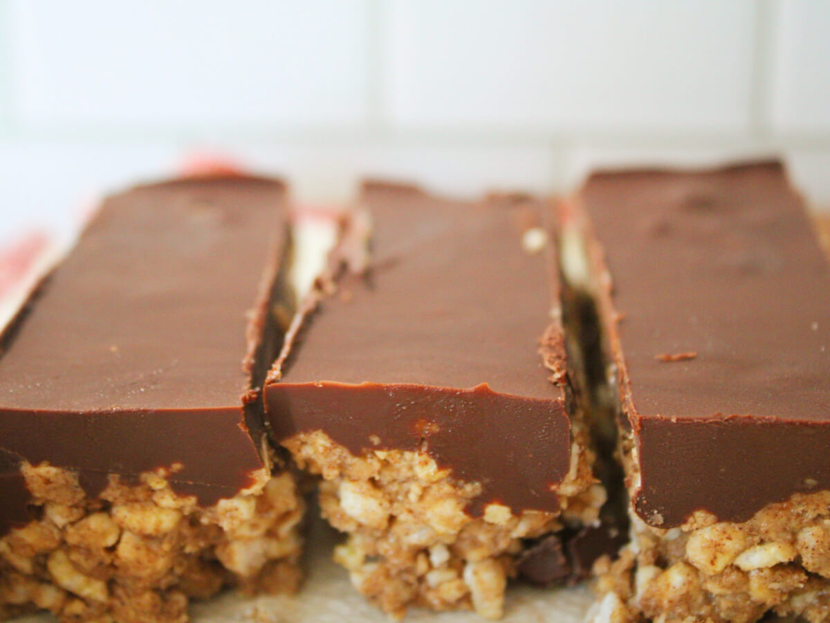 Chocolate Vanilla Protein Packed Vegan Rice Crispy Treats | Messy Vegan ...
